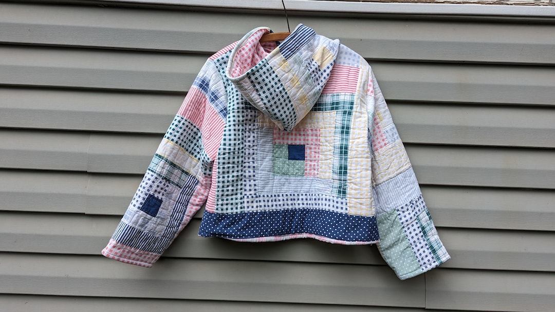 Log Cabin Quilt Hoodie, Hoodie Made From a Vintage Patchwork Quilt - Etsy