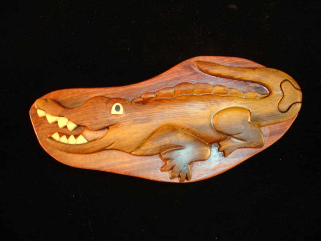 Beautifully Hand Crafted 3 Dimensional Intarsia Wood Art ALLIGATOR ...
