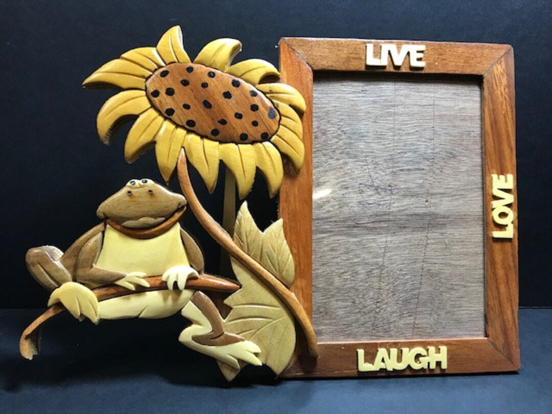 Beautifully Hand Crafted 3 Dimensional Intarsia Wood Art FROG ...