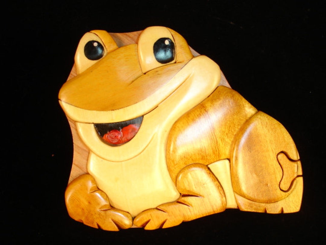 Beautifully Hand Crafted 3 Dimensional Intarsia Wood Art FROG Puzzle ...