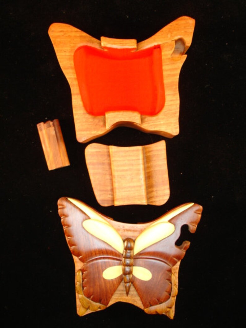 Beautifully Hand Crafted 3 Dimensional Intarsia Wood Art BUTTERFLY ...