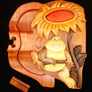 Beautifully Hand Crafted 3 Dimensional Intarsia Wood Art FROG and ...