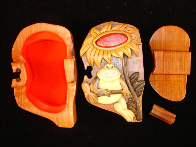 Beautifully Hand Crafted 3 Dimensional Intarsia Wood Art FROG - Etsy