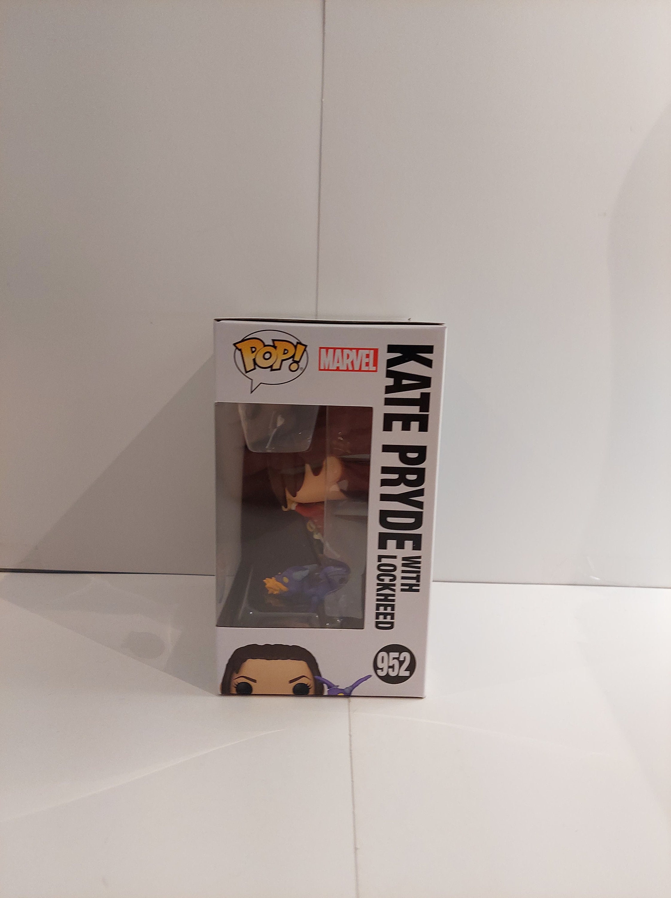 Marvel X-men PX Previews Exclusive Kate Pryde With Lockheed - Etsy