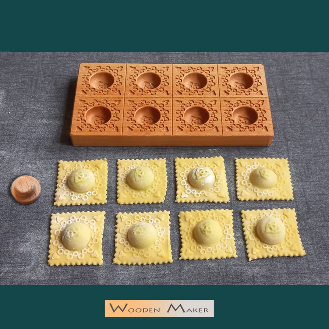 Ravioli Mold "triquetra". 8 Cavities. Do It Fast and Simple! Equipped ...