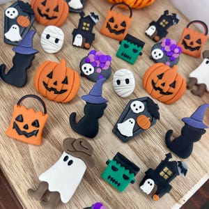 Halloween Pins Clay Pin Halloween Brooch Pin Button Pin Spooky Gift ...