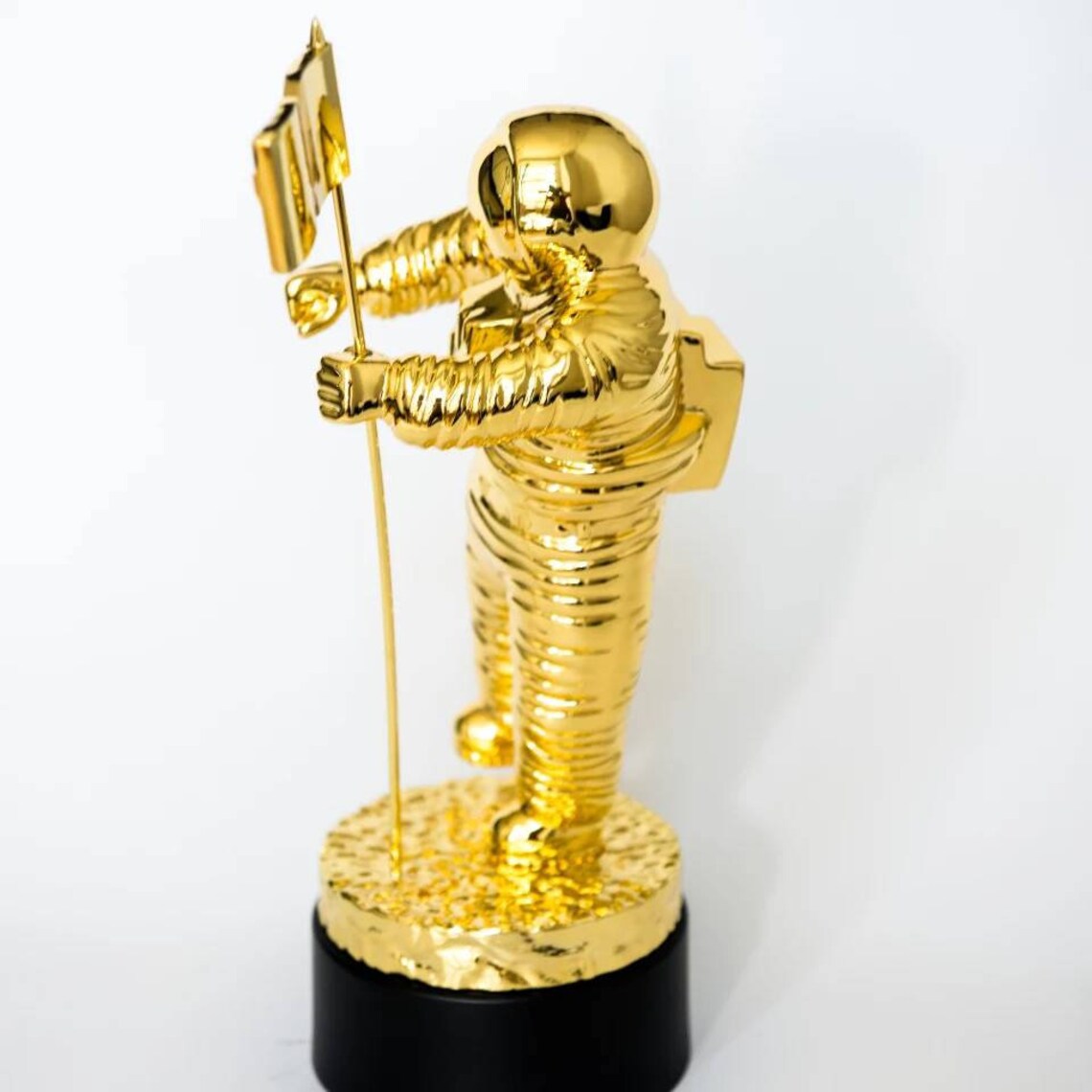 24K Real Gold Plated MTV Video Movie 2020 Award Trophy | Etsy