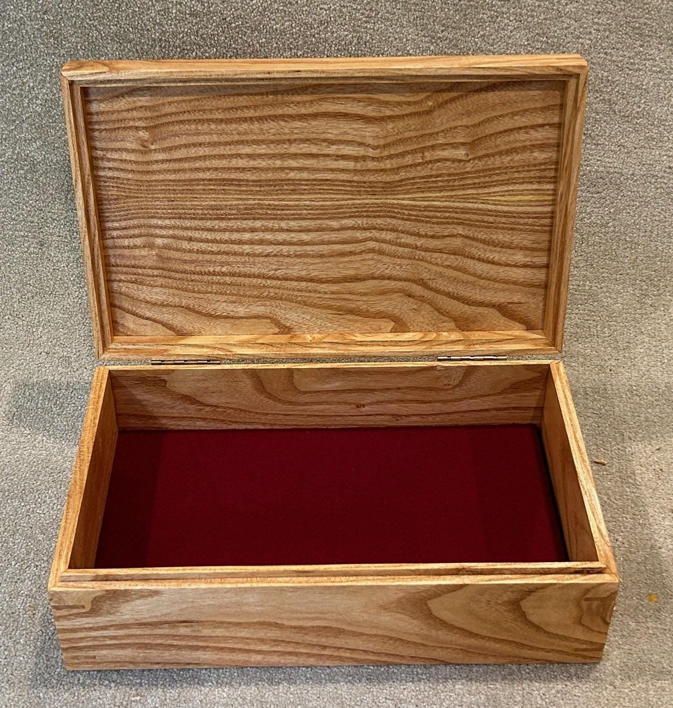 Treasure Box With Northern Red Oak Leaf Inlay - Etsy