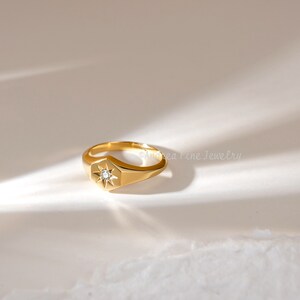 14k Yellow Gold Eight Awn Star Diamond Signet Ring, Octagonal Star ...