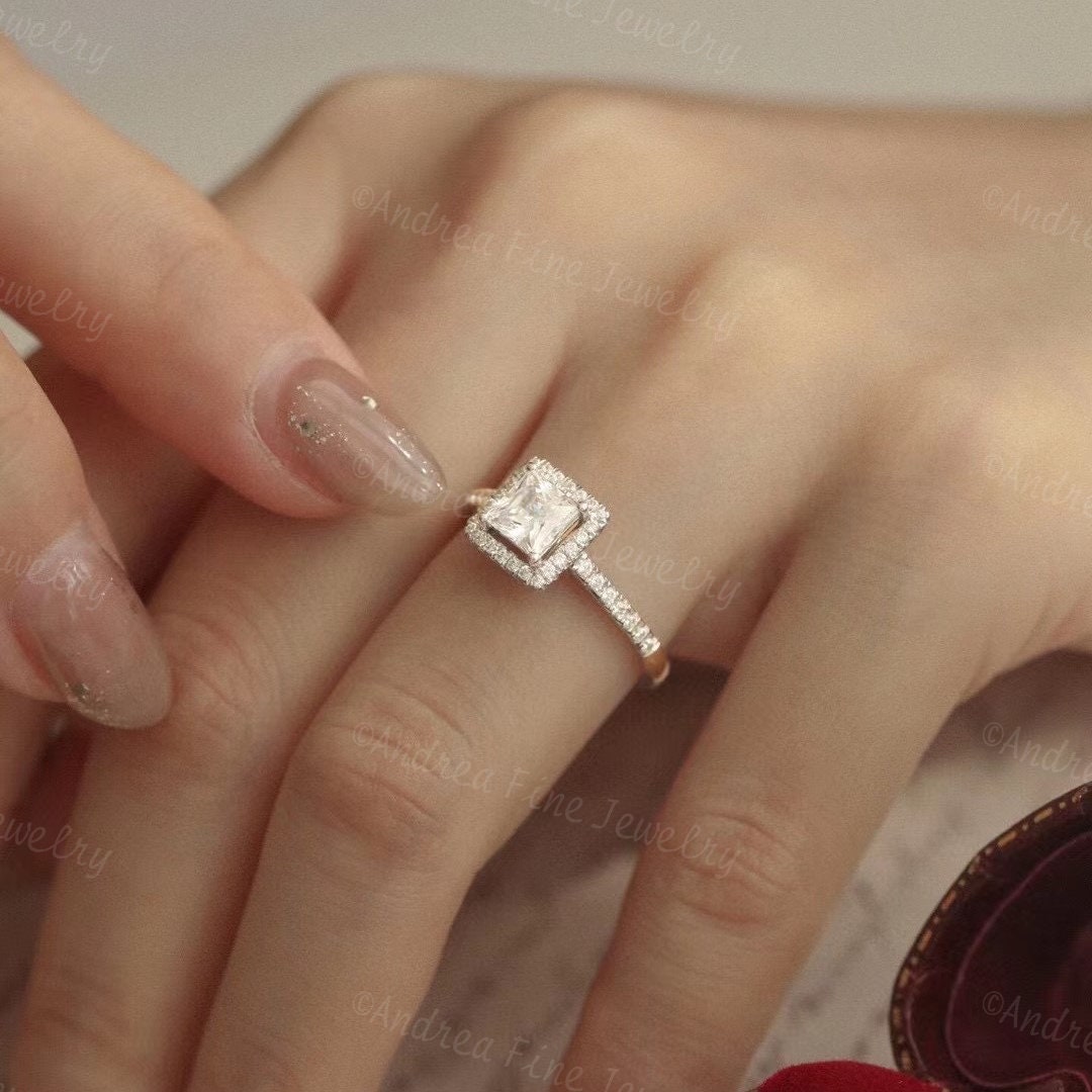 14K Solid Gold Princess Cut Halo Diamond Ring, Square Moissanite ...