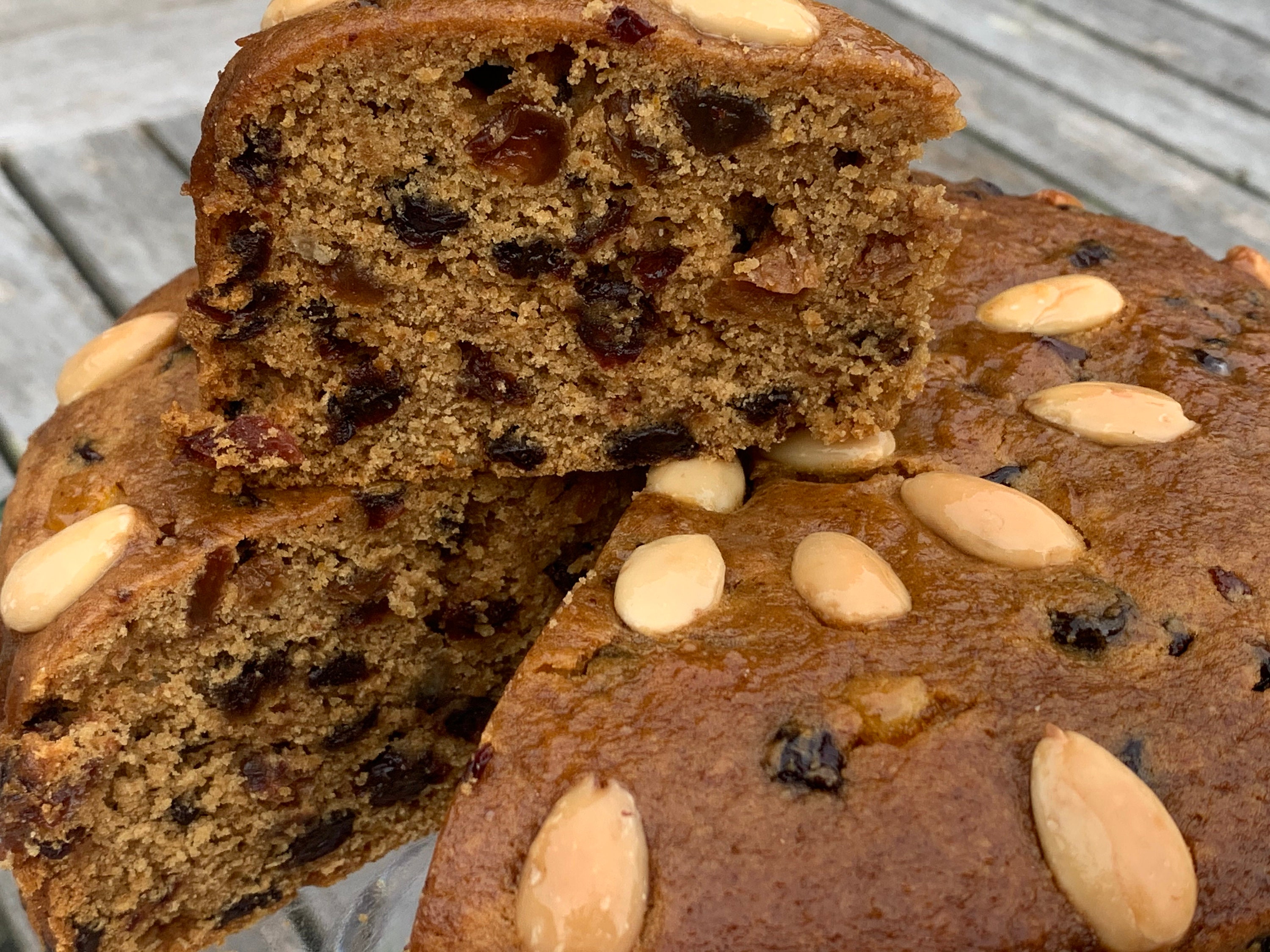 Whole VEGAN DUNDEE CAKE traditional Scottish fruit cake | Etsy