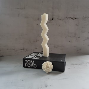 Modern Zig Zag Candle/wavy Design Candle /modern Room/home Decor/tall Twisted Candle/object Soy ...
