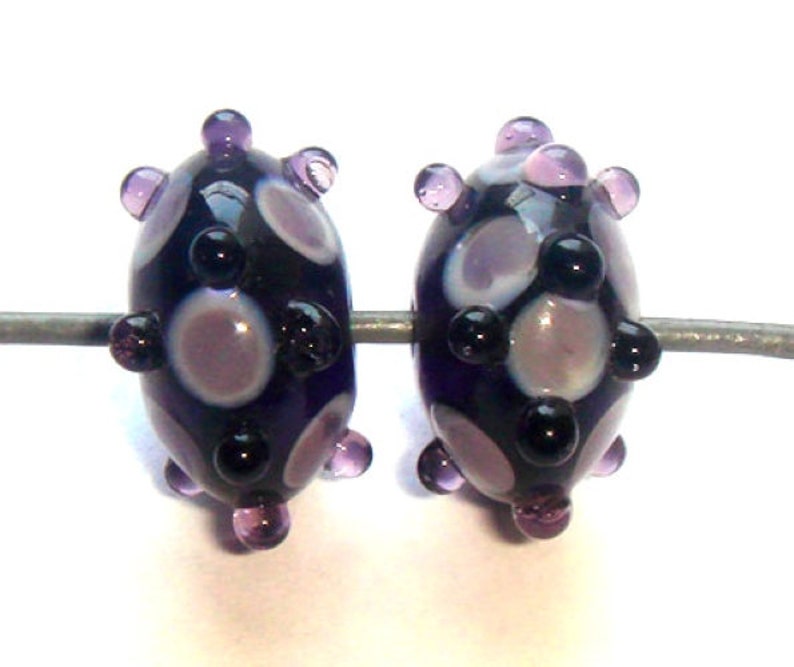 Qty. 10 - 20 X 10mm Bumpy Black, Light Purple & White Lampwork Glass ...