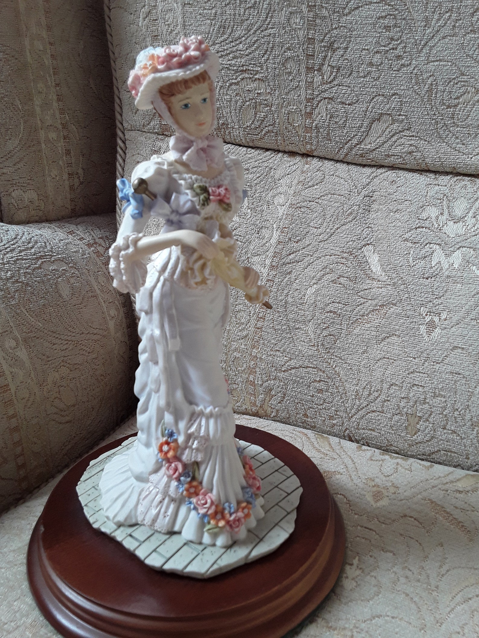 Vintage Leonardo Collection Lady Sunday Stroll | Etsy