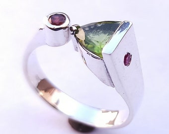 Ruby Peridot Ring - Etsy