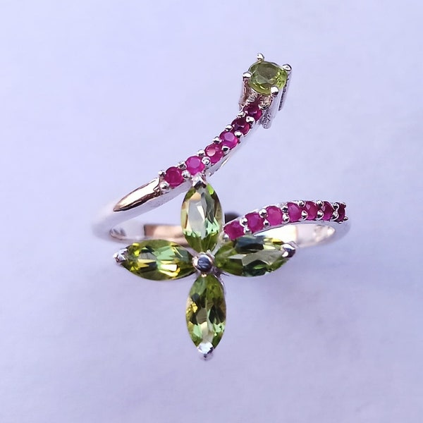 Ruby Peridot Ring - Etsy
