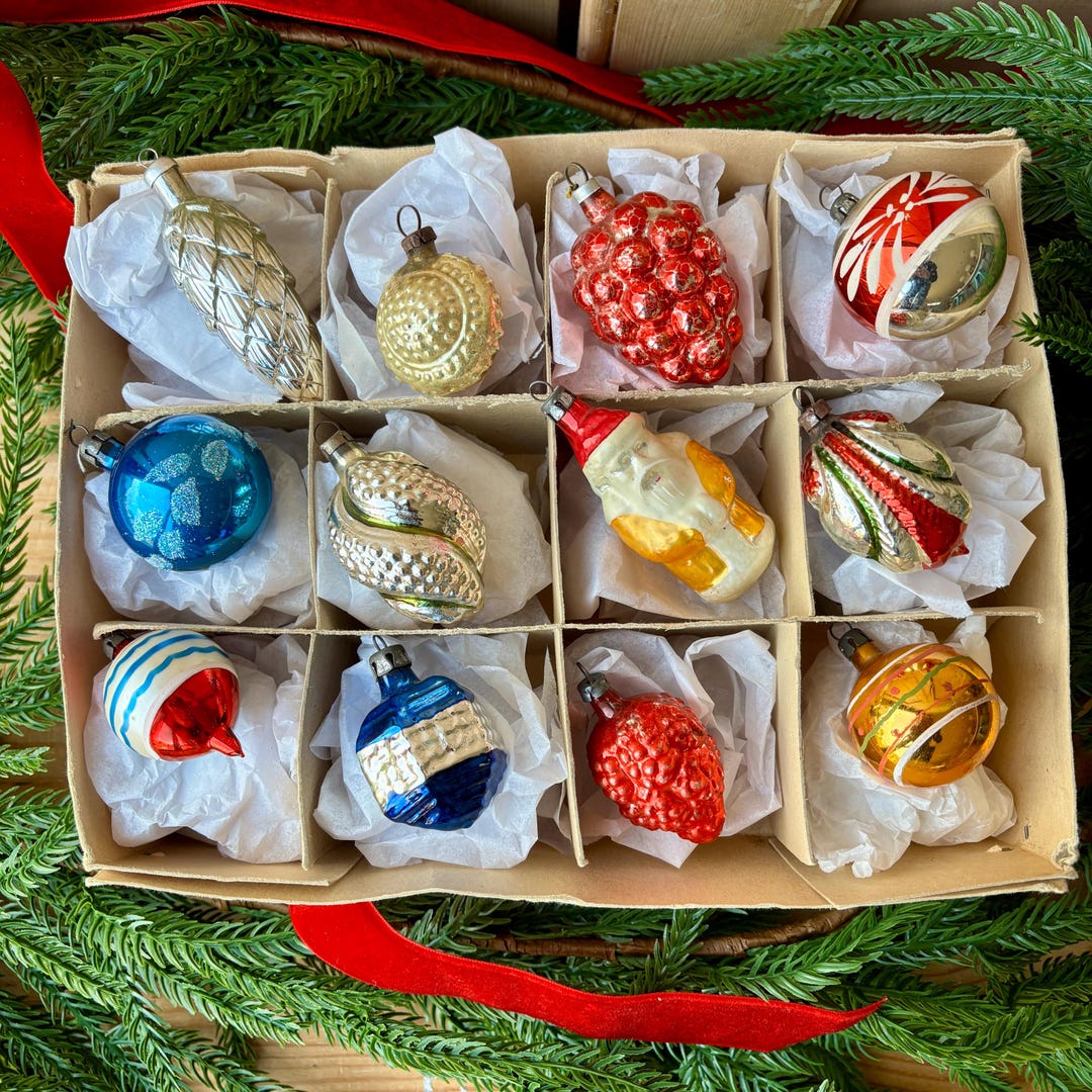Vintage Bauble Set of 12, Retro Christmas Decoration, Tree Toy ...