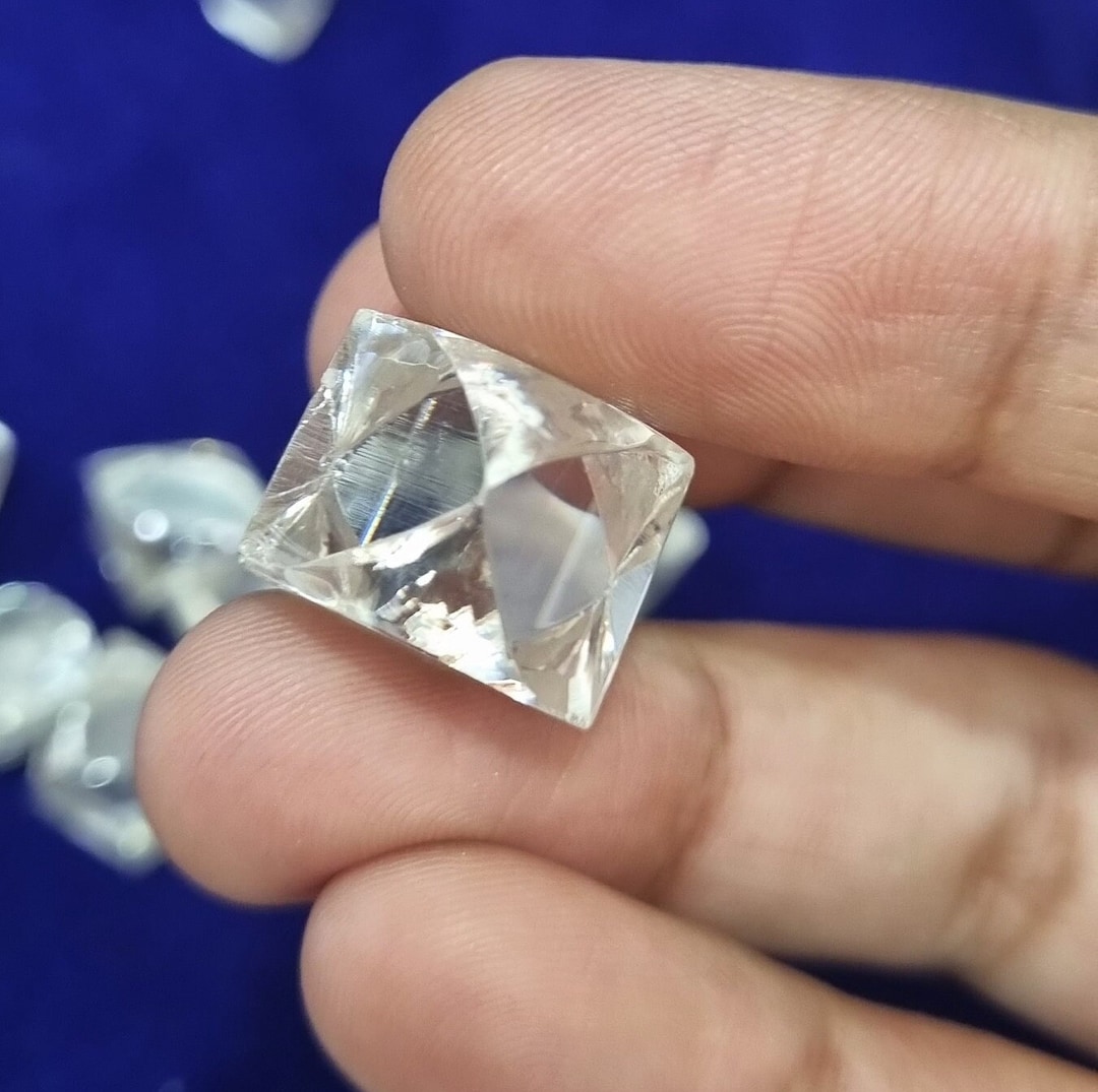 24.93 Cts Moissanite Rough Unshape Clear & Polish Moissanite Rough for ...