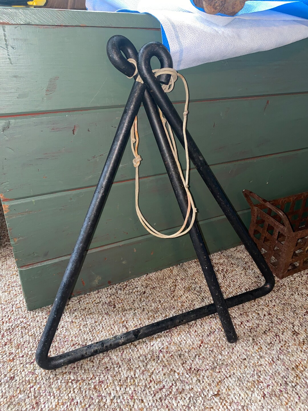 Extra-large Cast Iron 1970s Triangle Dinner Bell 19x19 - Etsy