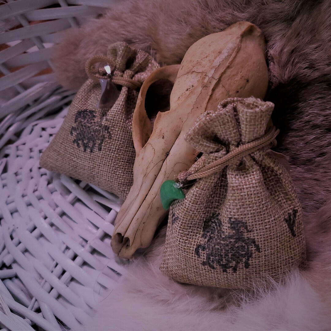 Wealth & Prosperity Mojo Bag Money Spells Pocket Sized - Etsy