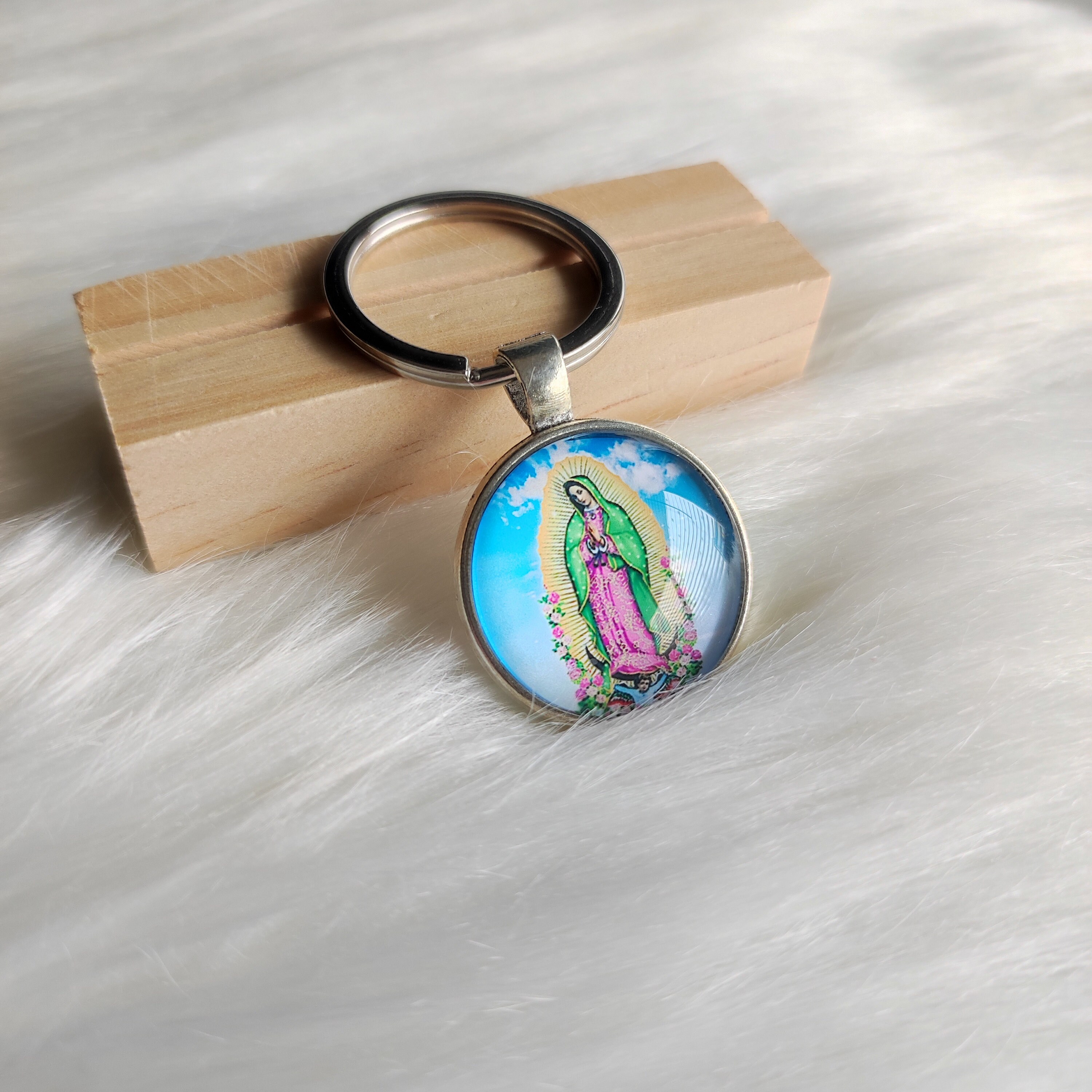 Religious Keychain, Vintage Virgin Mary Patterns, Christian Keychain ...