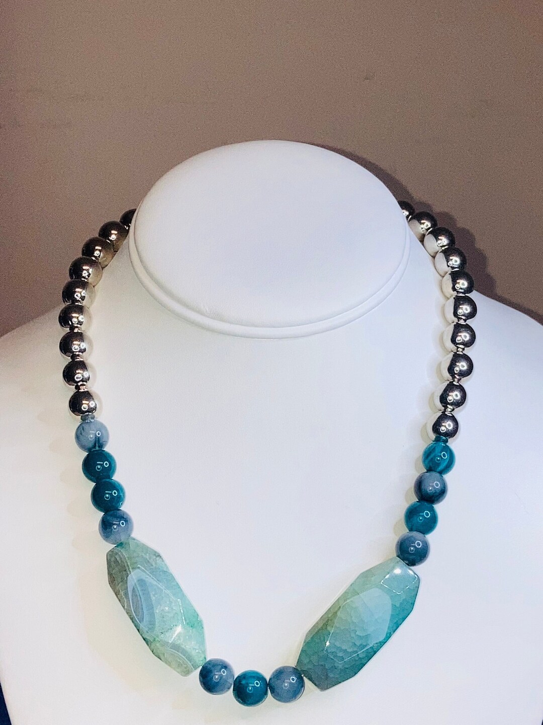 Green Chunky Necklace / Green Stone Necklace - Etsy