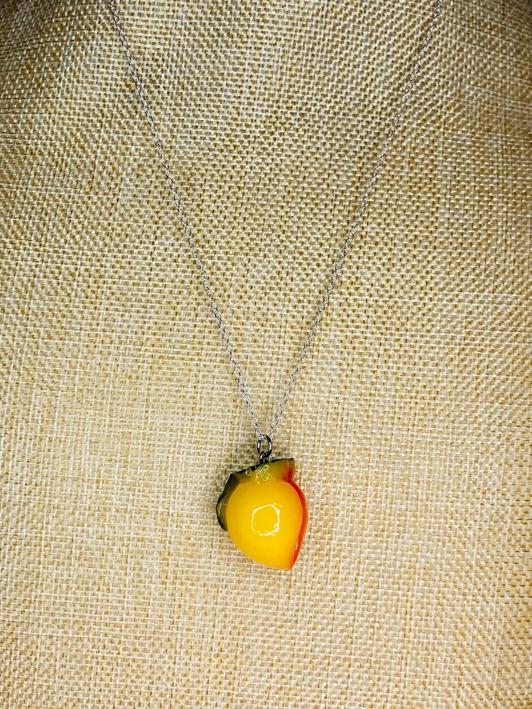 Peach Pendant Necklace / Fruit Summer Jewelry / Fun Tropical - Etsy
