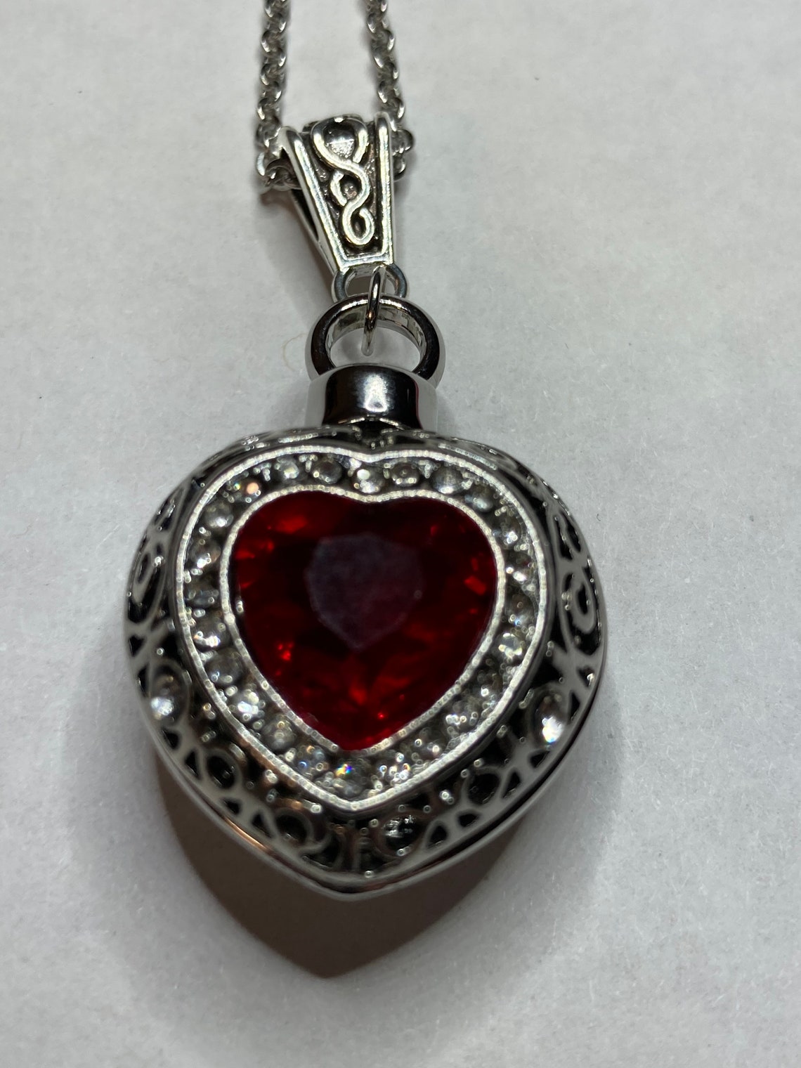 Red Heart Rhinestone Locket Necklace / Red Heart Rhinestone / | Etsy