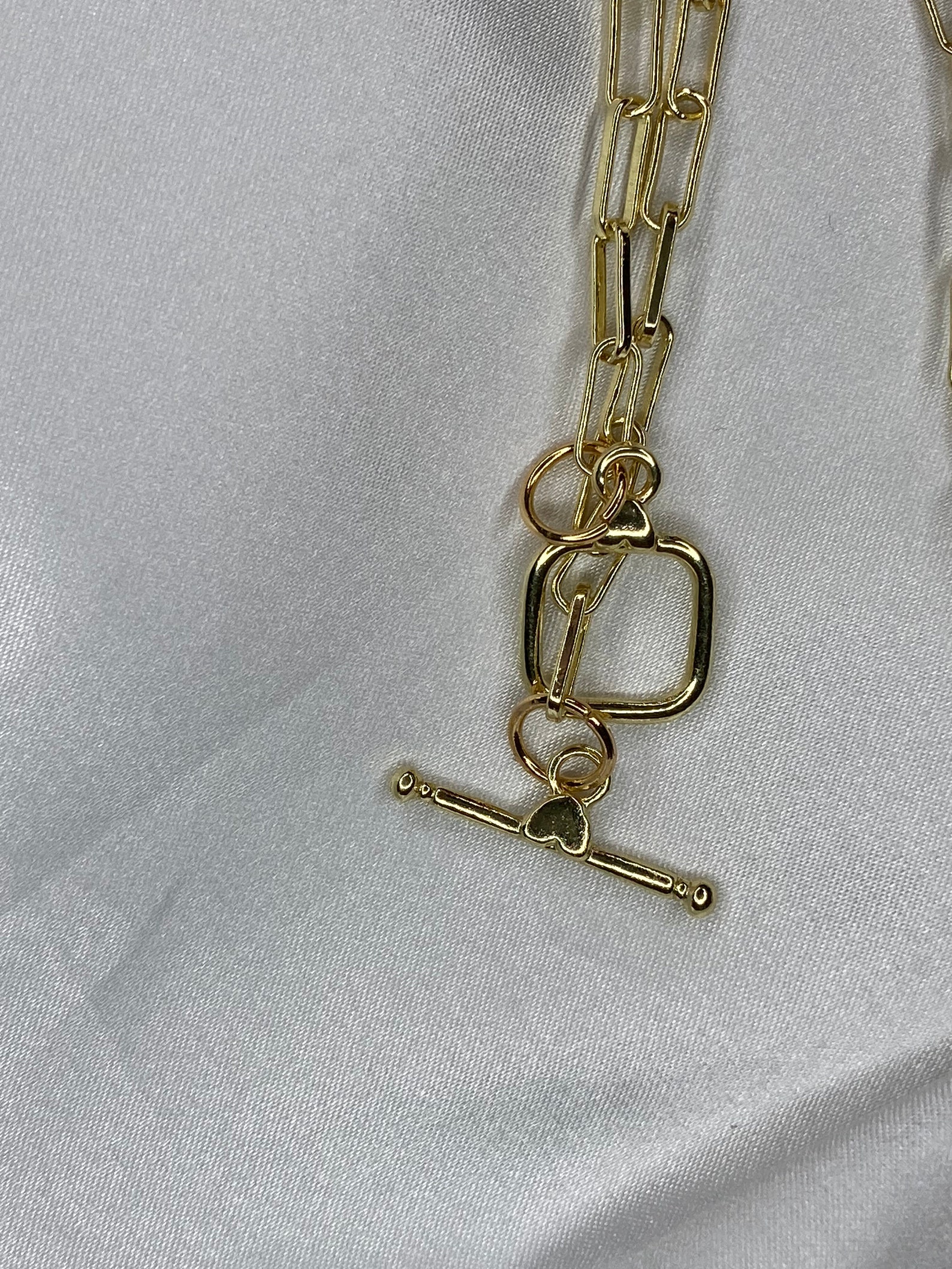 Ladies Colored Champagne Gold Rock Crystals Chain Necklace / 18K Plated ...