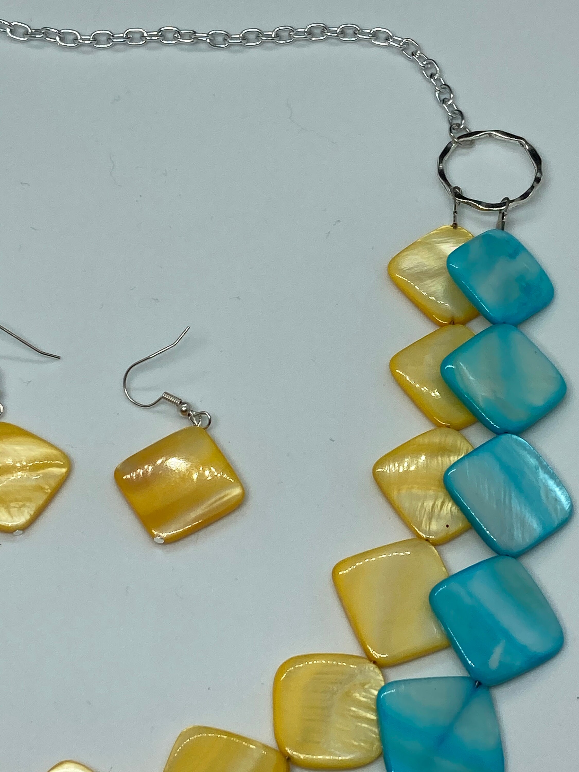 Natural Shells Necklace and Earrings / Beach Shell Necklace / | Etsy