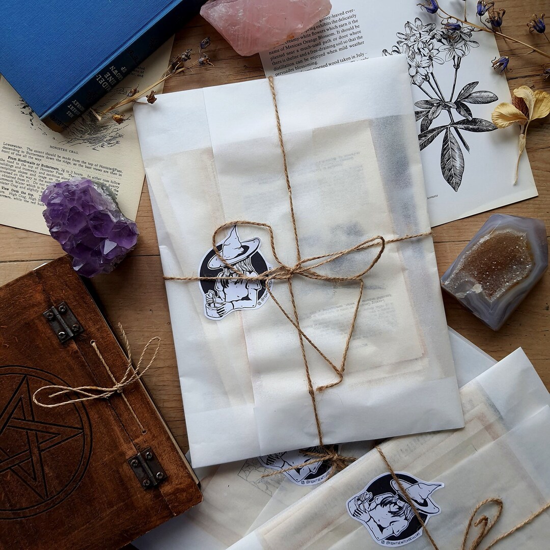 Vintage Paper Bundle | 30 Pieces | Texts, Illustrations, Photos ...