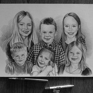 Family Portrait, Hand Drawn Family Portrait, Family Gift, Pencil Family ...