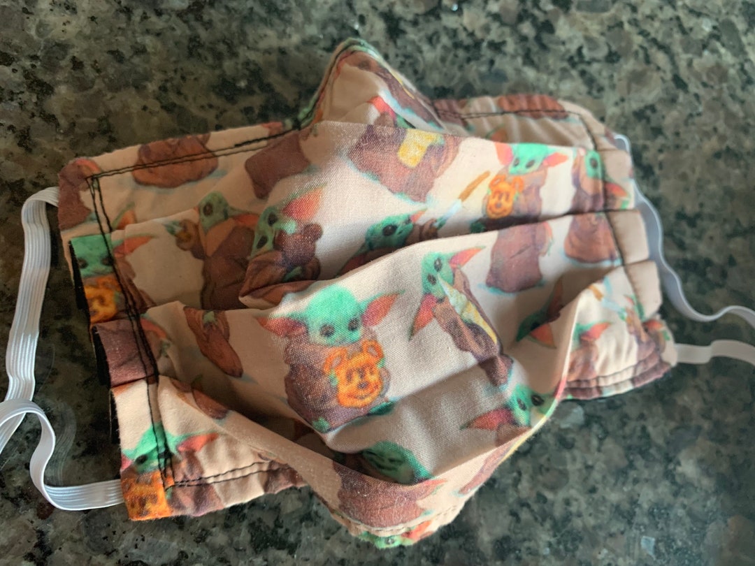 Disney Face Mask Star Wars Baby Yoda Grogu the Child Snacks 3 Layer ...