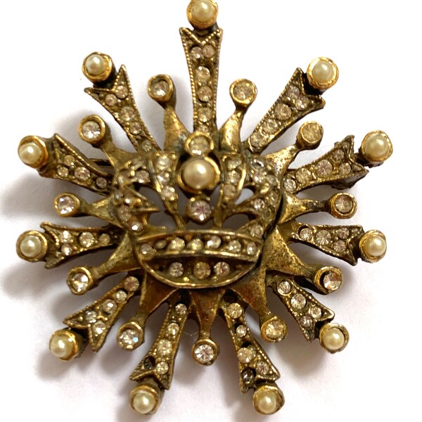 Heraldic Brooch - Etsy