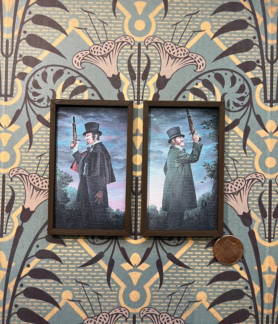 Dueling Ghosts Changing Portraits: Haunted Mansion Miniature Canvas ...
