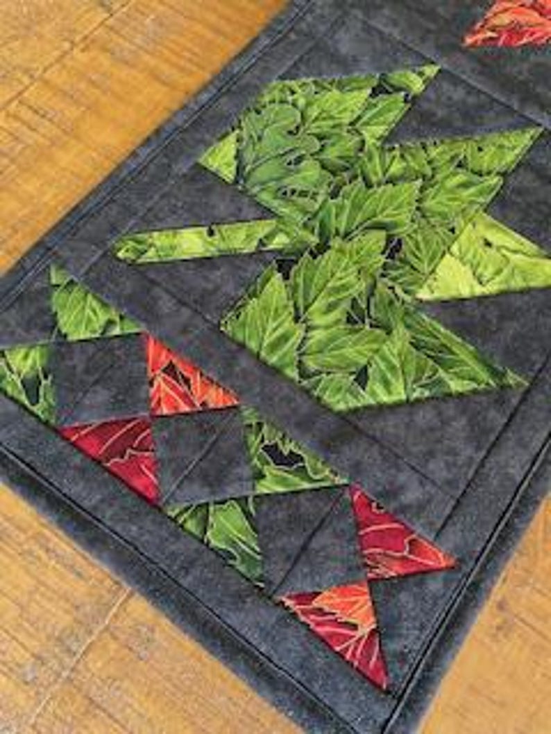 Falling Leaves Table Runner - Etsy