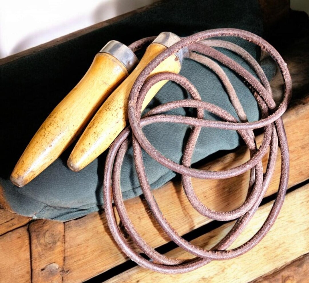 LEATHER JUMP ROPE - Vintage A.M.F. Voit Professional Leather Skip Rope ...