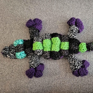 Beetlejuice Inspired 90s Crochet Beaded Lizard - Etsy