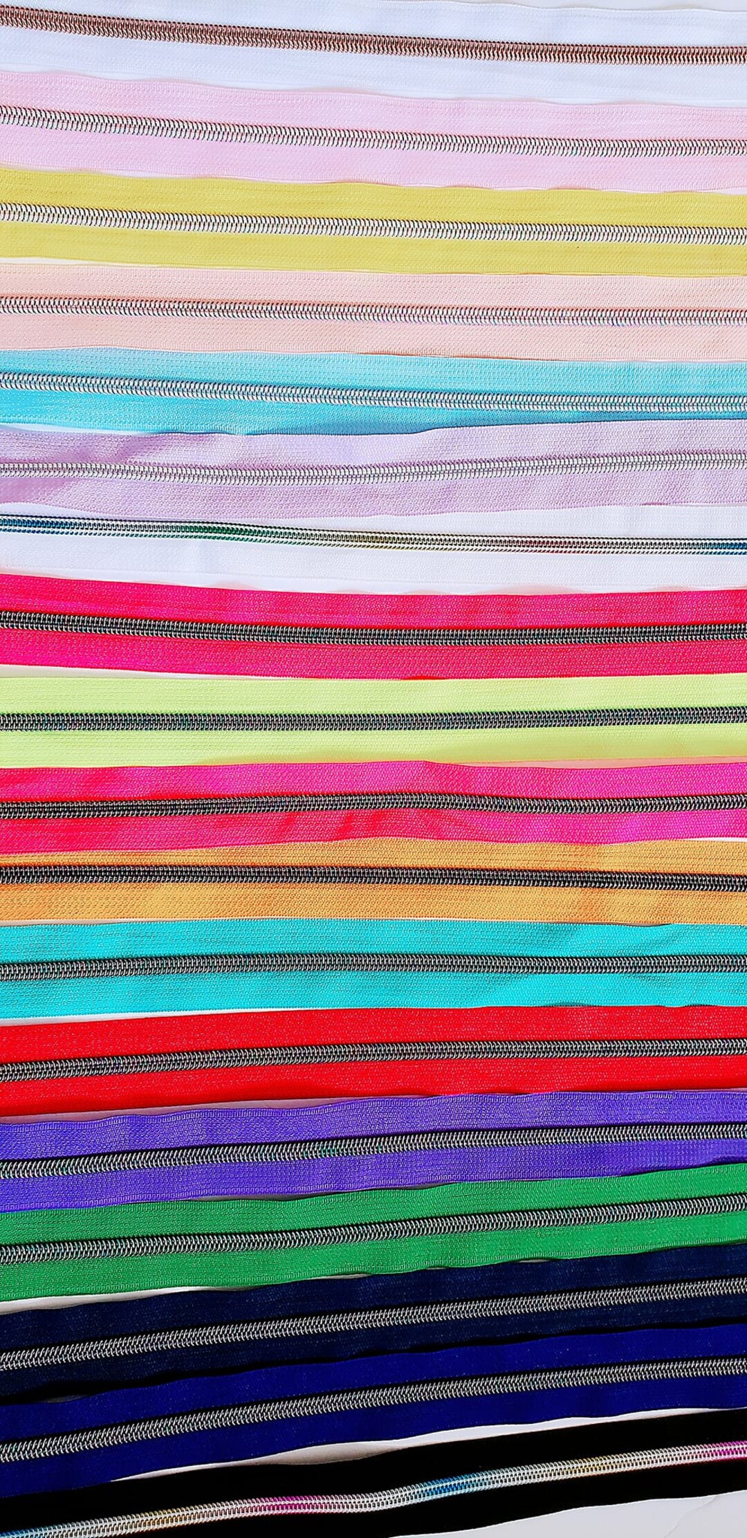 Pastel Color Zippers Tape With Iridescent Teeth Size #5, Zipper by the ...