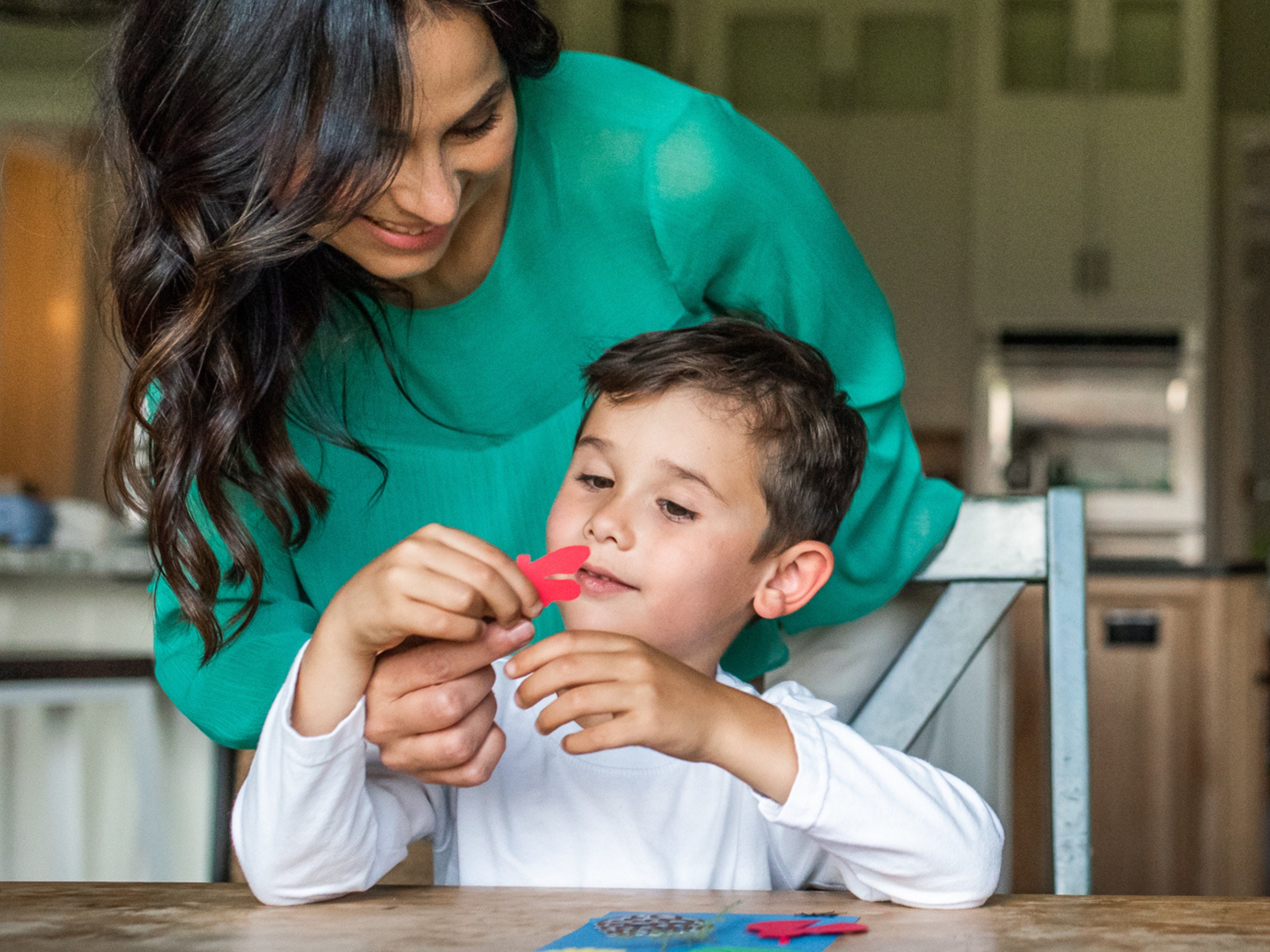 Solar Printing Kids Craft Kit With Sun Print Paper, Nature Stencils ...