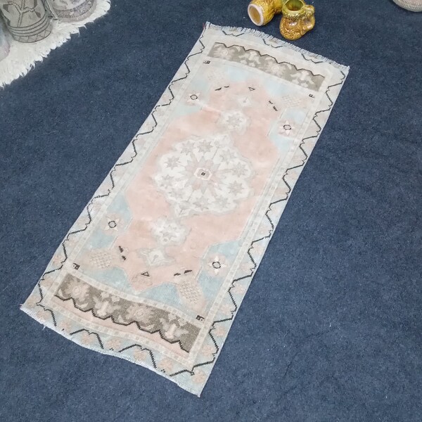 2x4 Runner Rug - Etsy