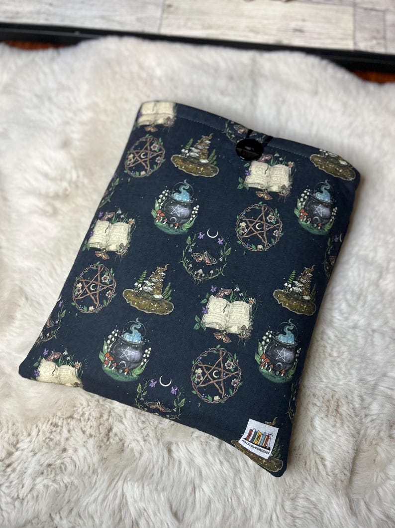 Bookish Booksleeves, Spells and Magic Booksleeve, Book Cozy, Book ...
