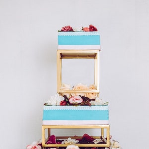 Gold Cake Stand and Cake Separator Set. Square Cake Separator 2 Pieces ...