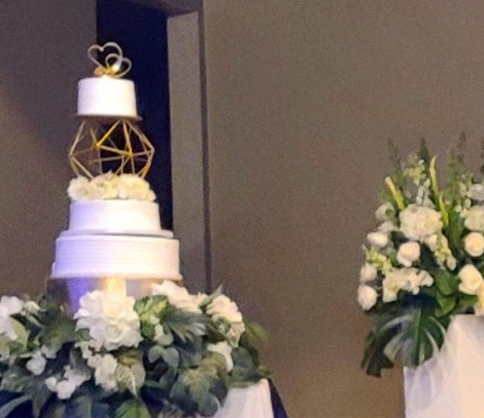 Gold Cake Separator. Diamond Cake Stand - Etsy