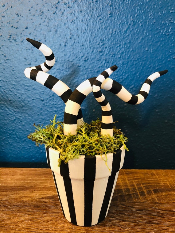 Mini Sandworm Planter | Etsy