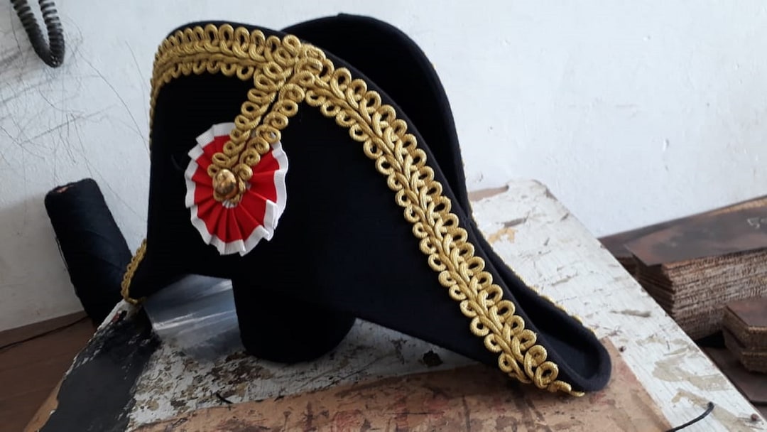 Napoleon Bicorne With Gold Trim - American Cocked Hat - Red White Blue ...