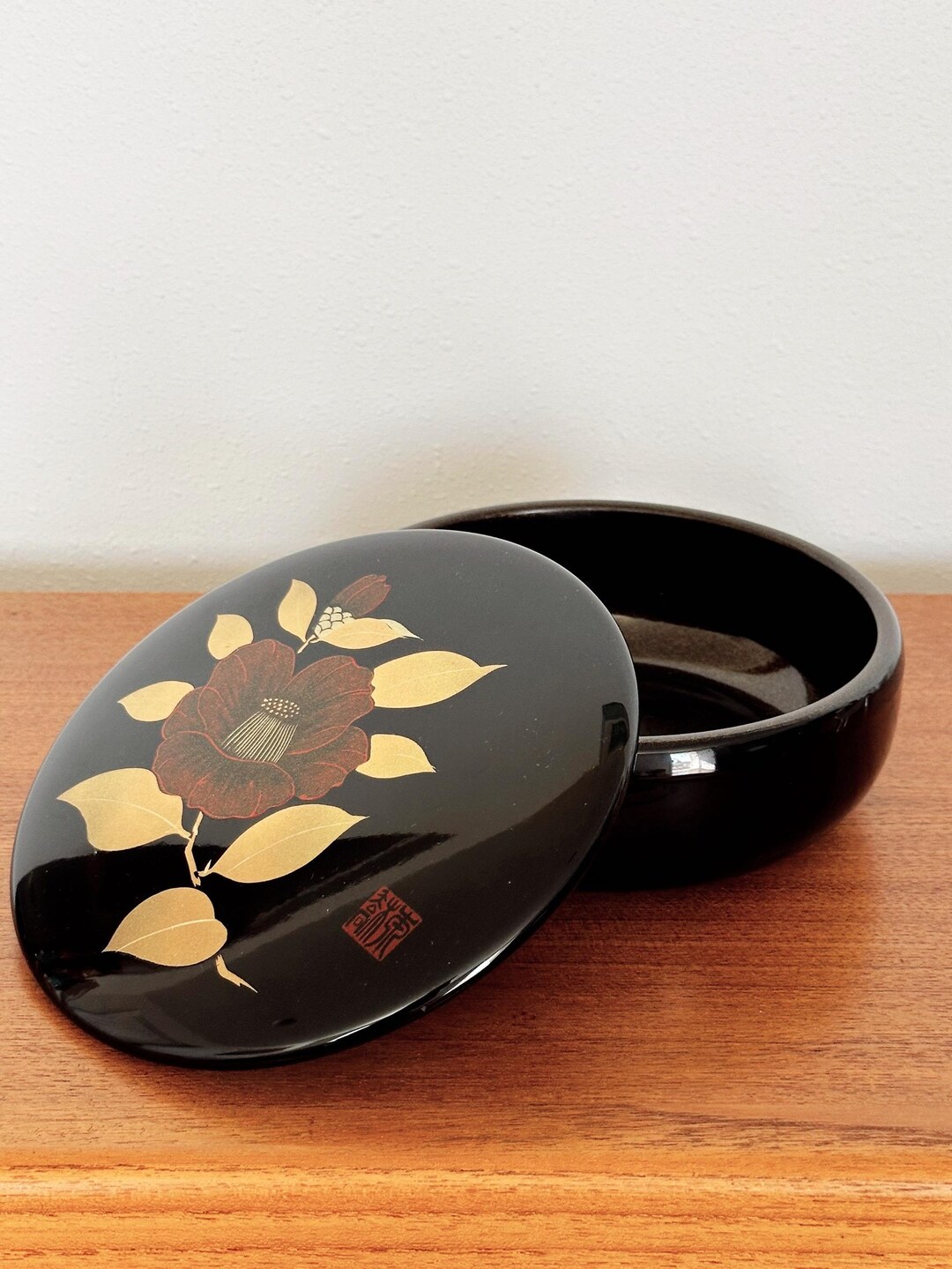 Japanese Vintage Lacquer Round Box Gorgeous Camellia Design - Etsy
