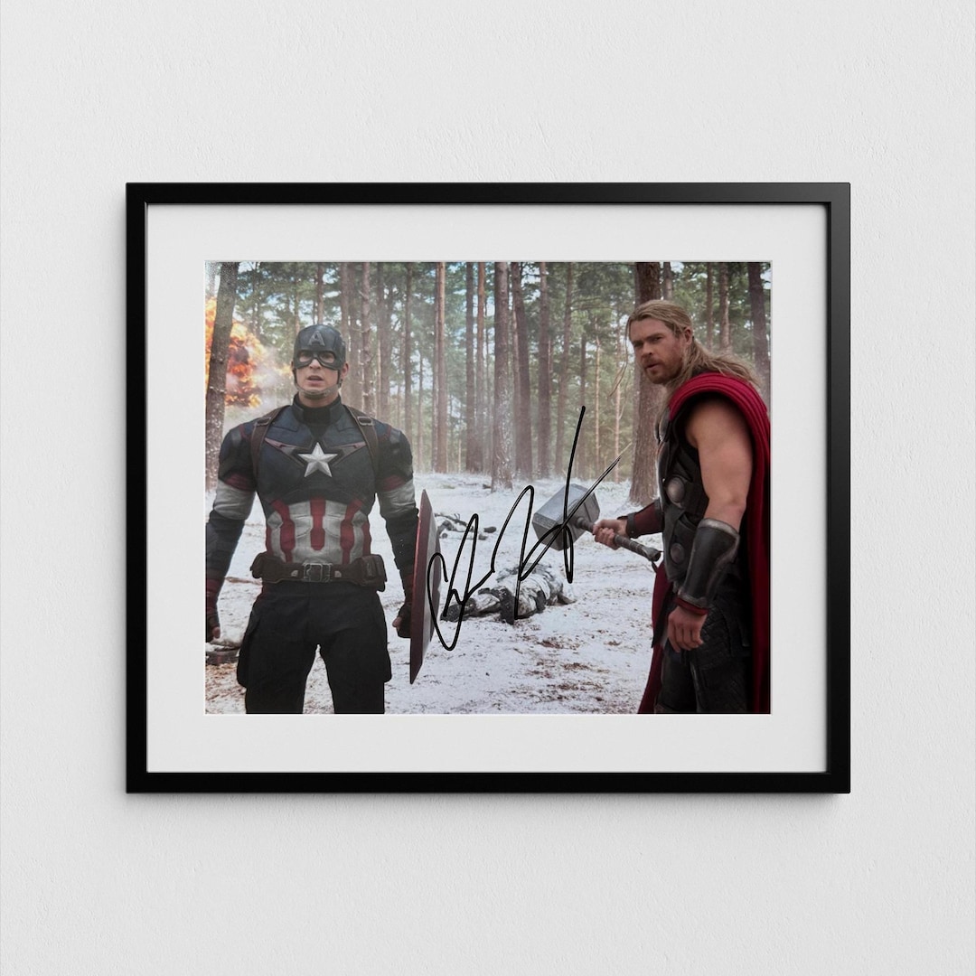 Chris Hemsworth Autograph Thor Avengers Authentic Signed Photo ...