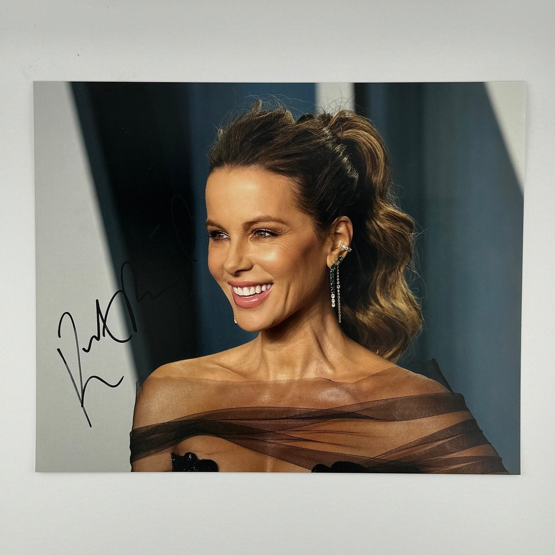 Kate Beckinsale Autograph | Authentic Signed Photo | Signature With COA ...