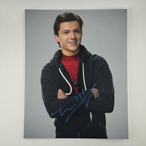Tom Holland Autograph Spider-man Signed Photo Signature With COA - Etsy